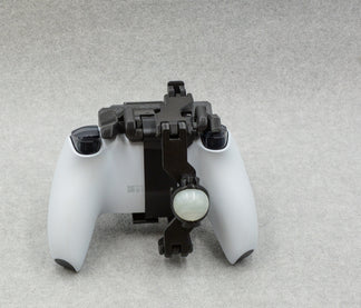 One-handed PS5 DualSense attachment – Akaki Controllers