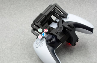 One-handed PS5 DualSense attachment – Akaki Controllers